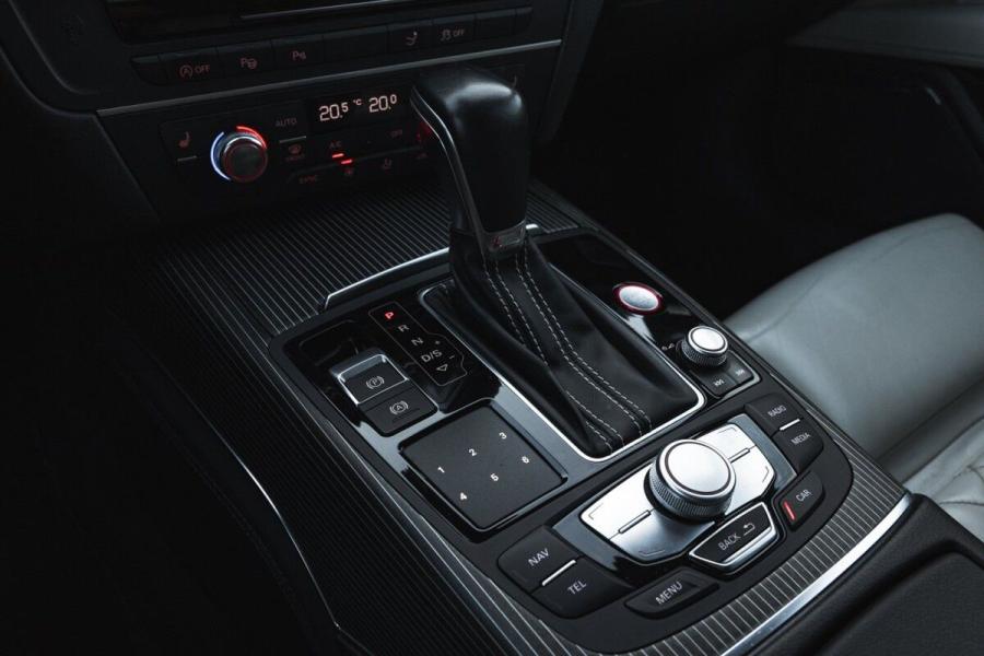 Melns Audi S7 2016 Ventspils, ar dzinēja tilpumu 4.00 L un nobraukumu 222 tūkst. km par 25900 €, foto 33 vietnē AUTOMOTO.COM.LV