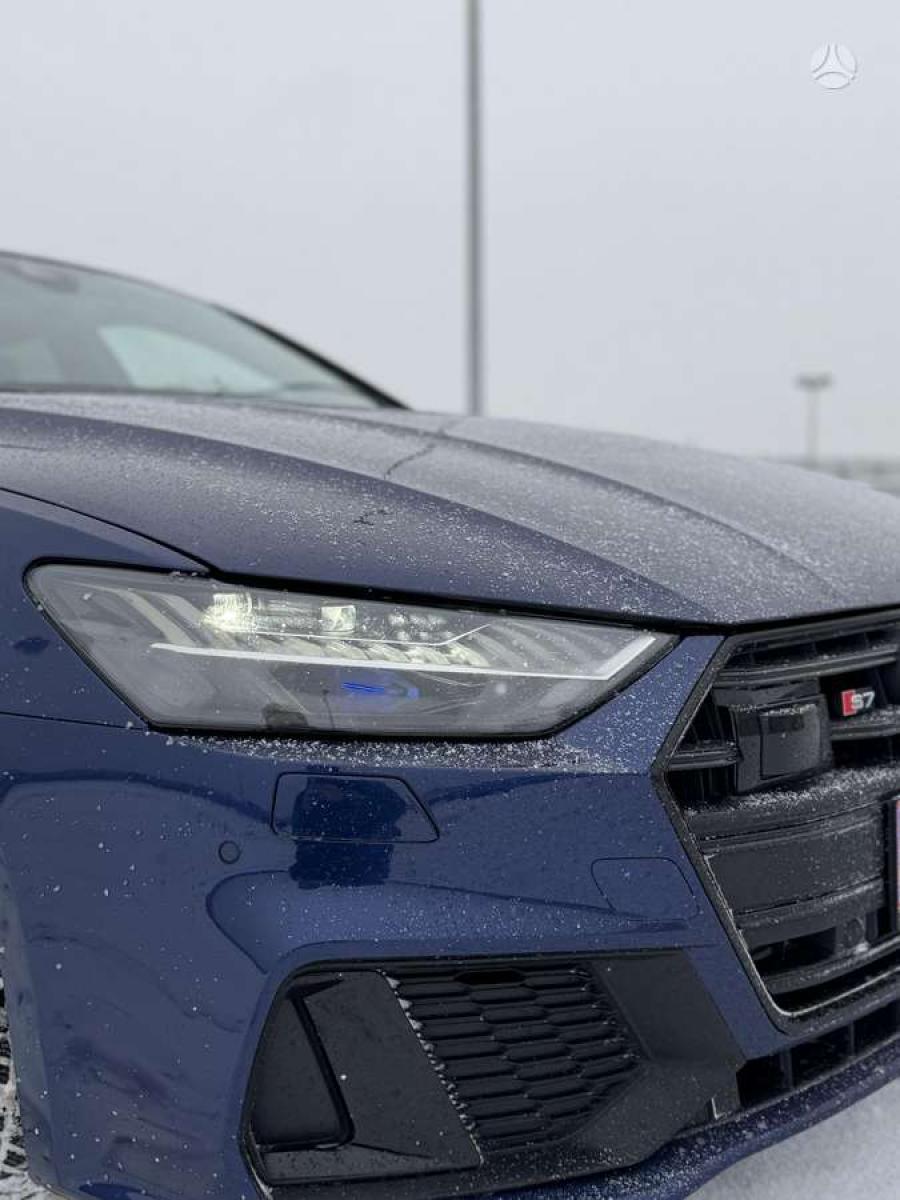 Blue Audi S7 2019 in Vilnius, with an engine capacity of 3.00 L and mileage of 99 thousand km for 52300 €, photo 4 on AUTOMOTO.COM.LV
