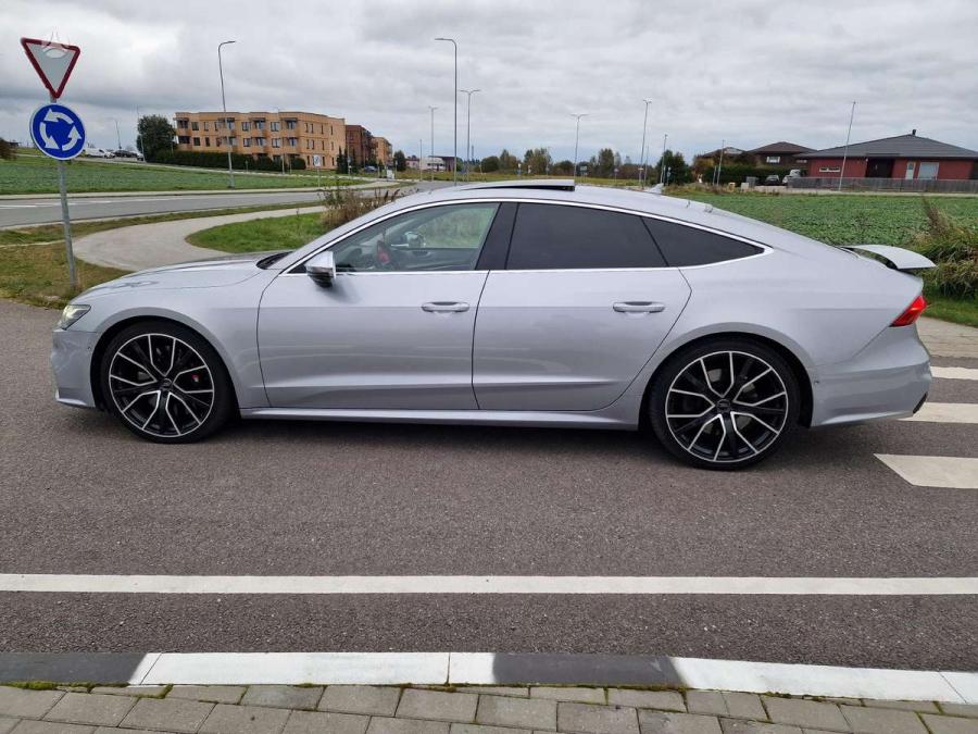 Grey Audi S7 2019 in Tallinn, with an engine capacity of 3.00 L and mileage of 107 thousand km for 52000 €, photo 2 on AUTOMOTO.COM.LV