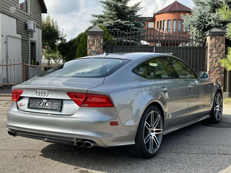 Pelēks Audi S7 2014 Šauļi, ar dzinēja tilpumu 3.99 L un nobraukumu 139 tūkst. km par 19999 €, foto 7 vietnē AUTOMOTO.COM.LV