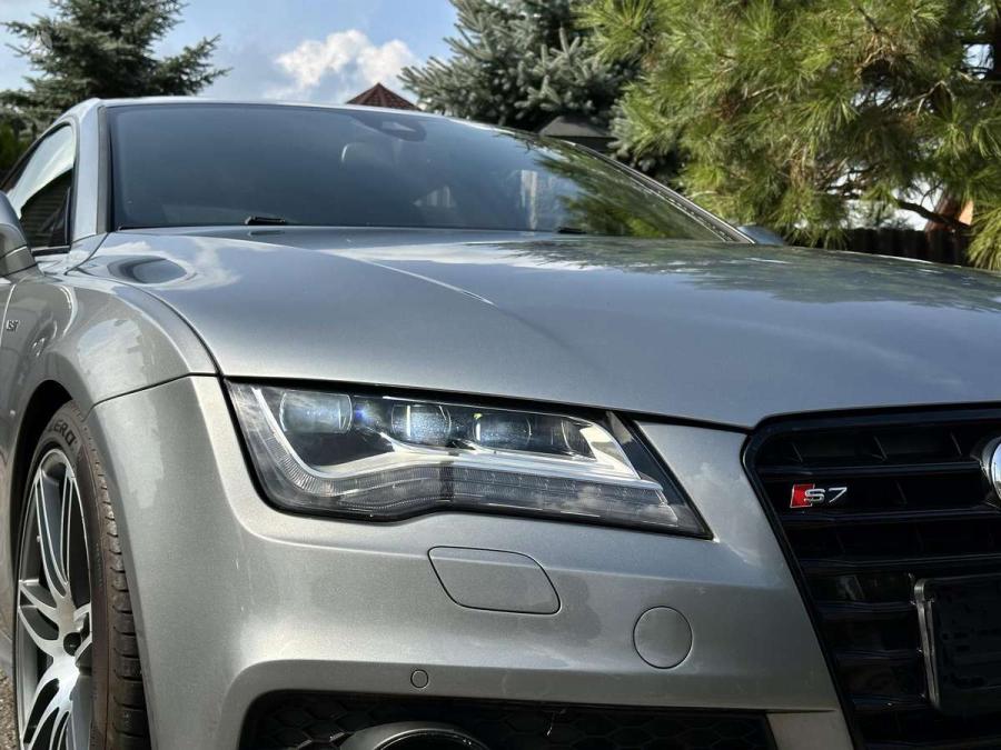 Pelēks Audi S7 2014 Šauļi, ar dzinēja tilpumu 3.99 L un nobraukumu 139 tūkst. km par 19999 €, foto 10 vietnē AUTOMOTO.COM.LV
