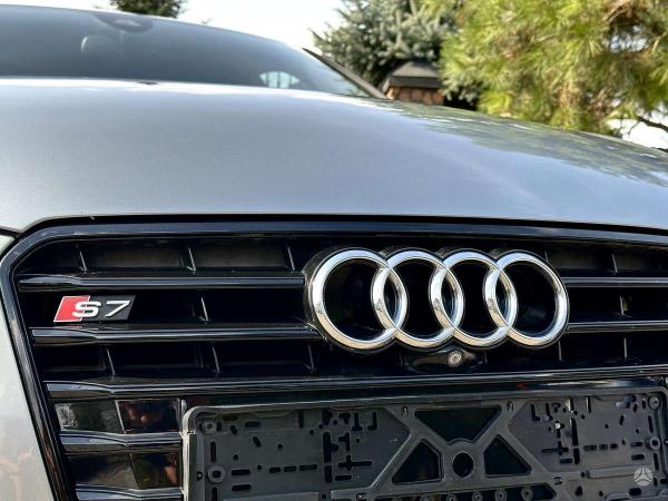Pelēks Audi S7 2014 Šauļi, ar dzinēja tilpumu 3.99 L un nobraukumu 139 tūkst. km par 19999 €, foto 10 vietnē AUTOMOTO.COM.LV