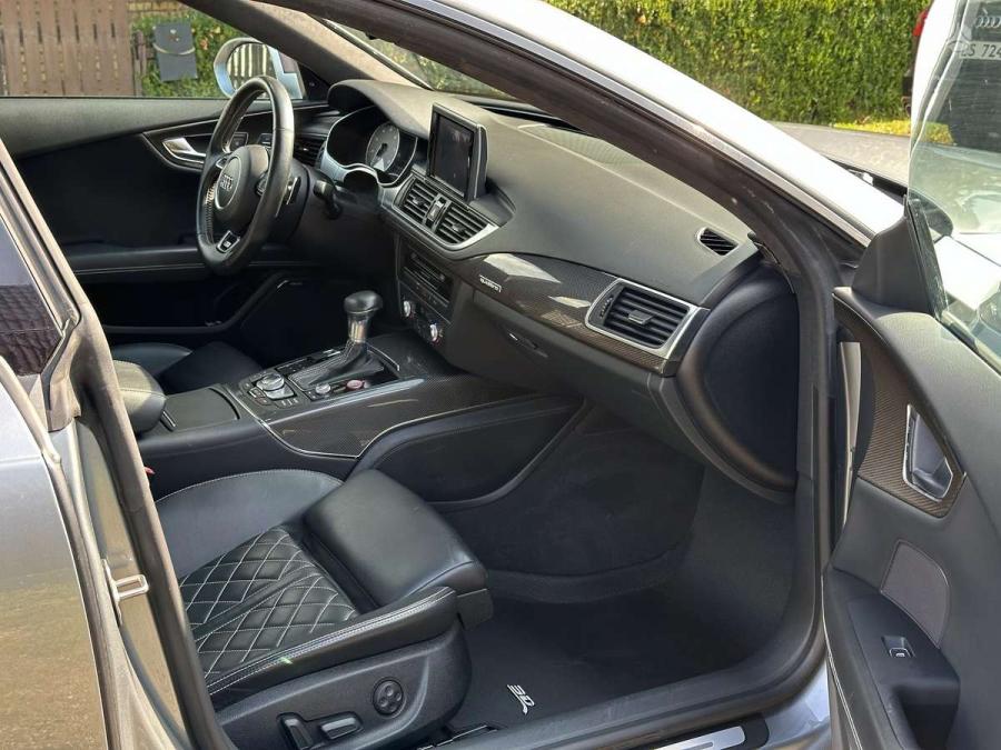 Pelēks Audi S7 2014 Šauļi, ar dzinēja tilpumu 3.99 L un nobraukumu 139 tūkst. km par 19999 €, foto 13 vietnē AUTOMOTO.COM.LV