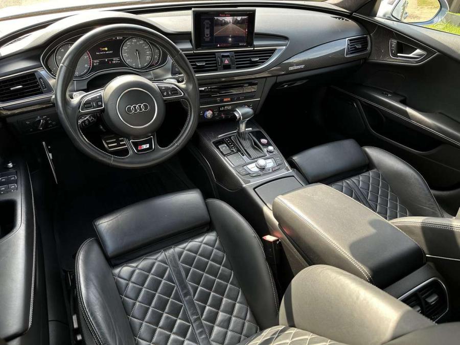 Pelēks Audi S7 2014 Šauļi, ar dzinēja tilpumu 3.99 L un nobraukumu 139 tūkst. km par 19999 €, foto 15 vietnē AUTOMOTO.COM.LV