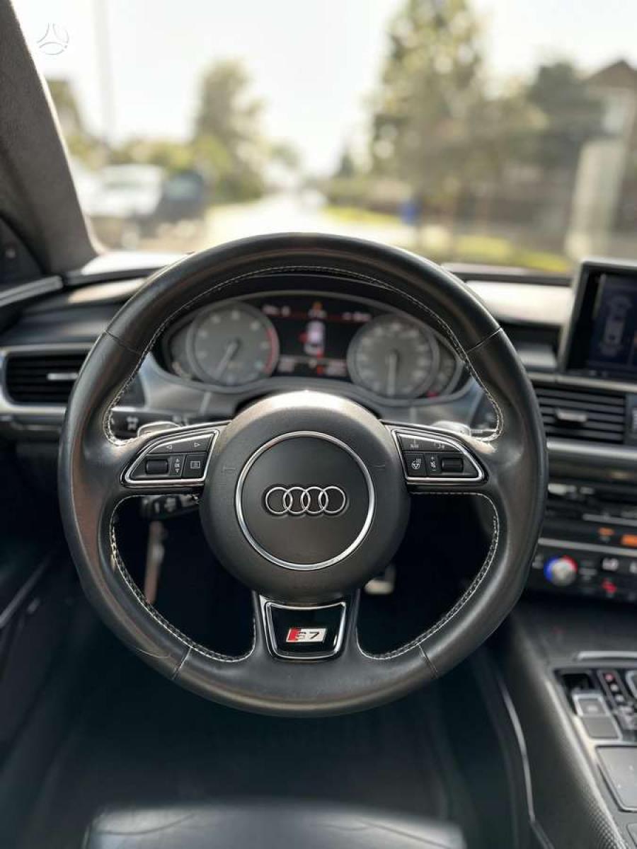 Pelēks Audi S7 2014 Šauļi, ar dzinēja tilpumu 3.99 L un nobraukumu 139 tūkst. km par 19999 €, foto 17 vietnē AUTOMOTO.COM.LV