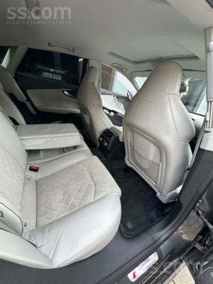 Grey Audi S7 2014 in Riga, with an engine capacity of 4.00 L and mileage of 244 thousand km for 27999 €, photo 9 on AUTOMOTO.COM.LV