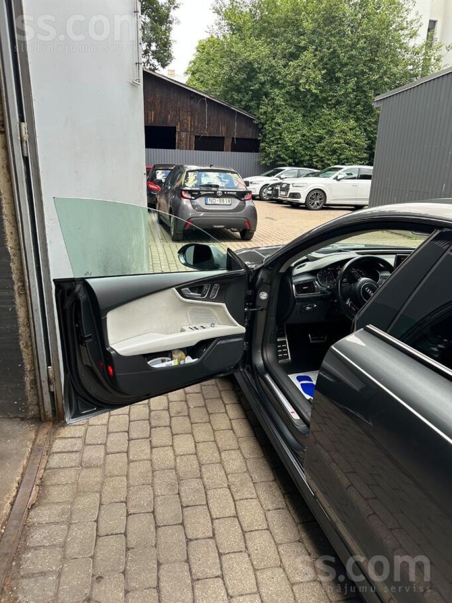Grey Audi S7 2014 in Riga, with an engine capacity of 4.00 L and mileage of 244 thousand km for 27999 €, photo 10 on AUTOMOTO.COM.LV