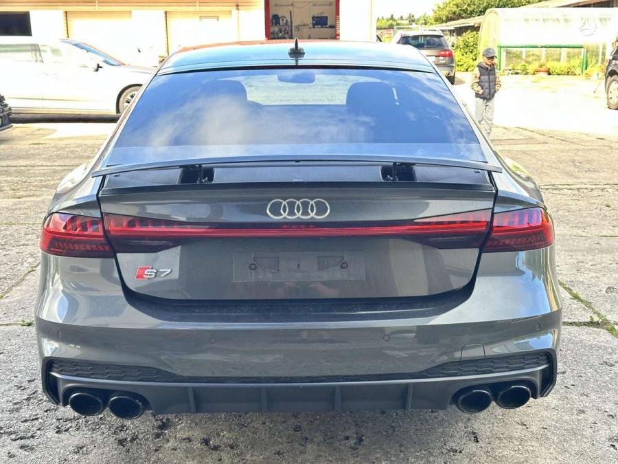 Grey Audi S7 2019 in Marijampole, with an engine capacity of 2.97 L and mileage of 109 thousand km for 28900 €, photo 6 on AUTOMOTO.COM.LV