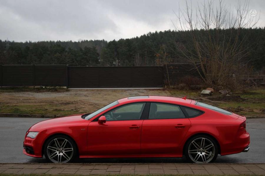 Red Audi S7 2014 in Vilnius, with an engine capacity of 3.99 L and mileage of 183 thousand km for 19200 €, photo 3 on AUTOMOTO.COM.LV