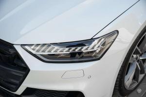 White Audi S7 2019 in Vilnius, with an engine capacity of 2.97 L and mileage of 121 thousand km for 44600 €, photo 3 on AUTOMOTO.COM.LV