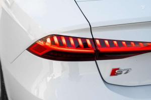 White Audi S7 2019 in Vilnius, with an engine capacity of 2.97 L and mileage of 121 thousand km for 44600 €, photo 7 on AUTOMOTO.COM.LV