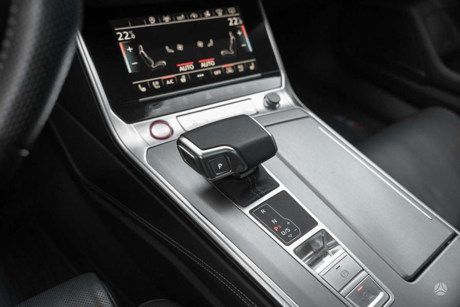 White Audi S7 2019 in Vilnius, with an engine capacity of 2.97 L and mileage of 121 thousand km for 44600 €, photo 35 on AUTOMOTO.COM.LV