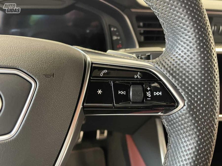Balts Audi S7 2022 Viļņa, ar dzinēja tilpumu 2.90 L un nobraukumu 61 tūkst. km par 54900 €, foto 17 vietnē AUTOMOTO.COM.LV