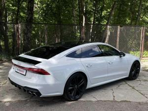 White Audi S7 2022 in Vilnius, with an engine capacity of 2.89 L and mileage of 61 thousand km for 49900 €, photo 7 on AUTOMOTO.COM.LV