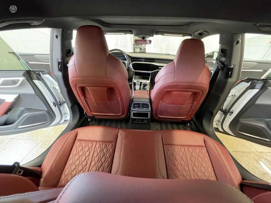 White Audi S7 2022 in Vilnius, with an engine capacity of 2.89 L and mileage of 61 thousand km for 49900 €, photo 11 on AUTOMOTO.COM.LV
