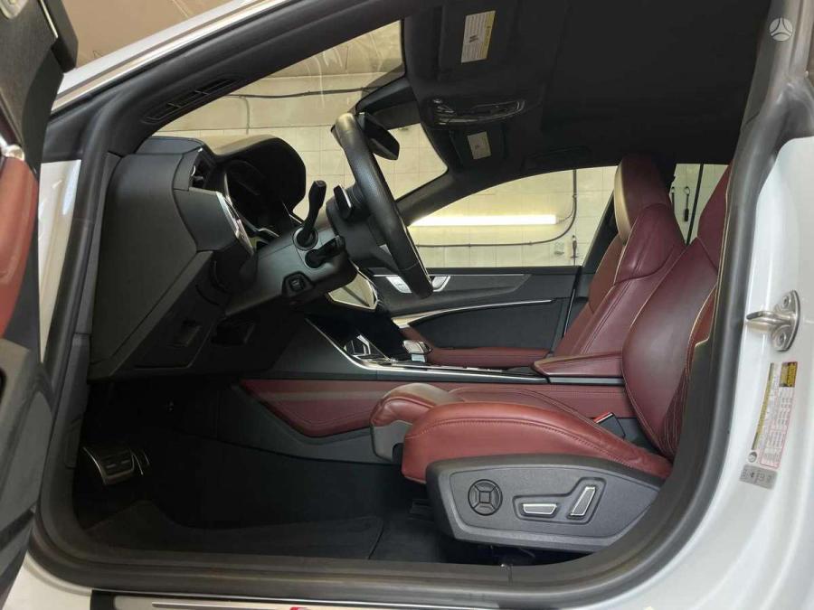 White Audi S7 2022 in Vilnius, with an engine capacity of 2.89 L and mileage of 61 thousand km for 49900 €, photo 13 on AUTOMOTO.COM.LV