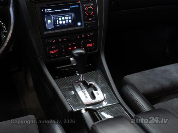 Melns Audi S8 2001 Tallina, ar dzinēja tilpumu 4.20 L un nobraukumu 83 tūkst. km par 26000 €, foto 10 vietnē AUTOMOTO.COM.LV