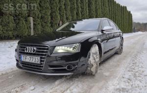 Black Audi S8 2013 in Jurmala, with an engine capacity of 4.00 L and mileage of 173 thousand km for 28500 €, photo 3 on AUTOMOTO.COM.LV