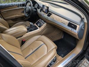 Black Audi S8 2013 in Jurmala, with an engine capacity of 4.00 L and mileage of 173 thousand km for 25000 €, photo 16 on AUTOMOTO.COM.LV