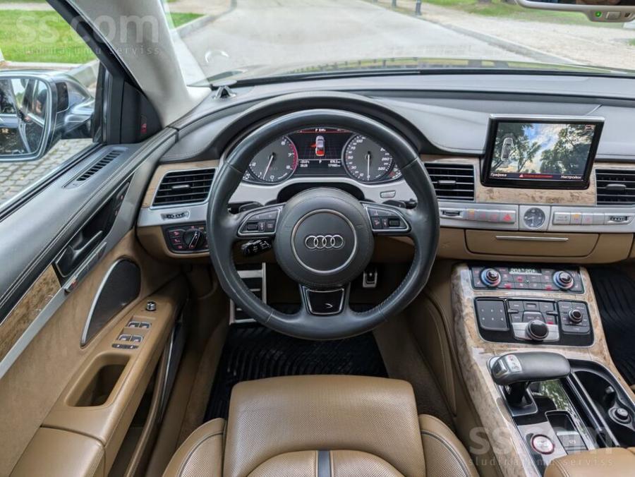 Melns Audi S8 2013 Jūrmala, ar dzinēja tilpumu 4.00 L un nobraukumu 174 tūkst. km par 26000 €, foto 18 vietnē AUTOMOTO.COM.LV
