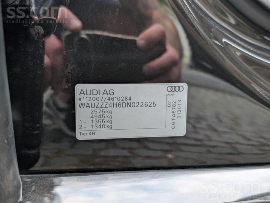 Melns Audi S8 2013 Jūrmala, ar dzinēja tilpumu 4.00 L un nobraukumu 174 tūkst. km par 26000 €, foto 20 vietnē AUTOMOTO.COM.LV