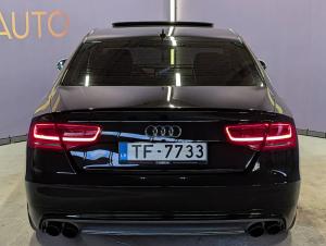 Black Audi S8 2013 in Jurmala, with an engine capacity of 4.00 L and mileage of 173 thousand km for 25000 €, photo 10 on AUTOMOTO.COM.LV