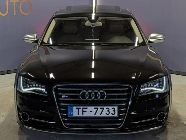 Black Audi S8 2013 in Jurmala, with an engine capacity of 4.00 L and mileage of 173 thousand km for 25000 €, photo 10 on AUTOMOTO.COM.LV