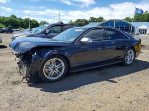 Black Audi S8 2013 in Vilnius, with an engine capacity of 3.99 L and mileage of 105 thousand km for 5999 €, photo 3 on AUTOMOTO.COM.LV