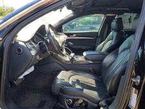 Black Audi S8 2013 in Vilnius, with an engine capacity of 3.99 L and mileage of 105 thousand km for 5999 €, photo 9 on AUTOMOTO.COM.LV