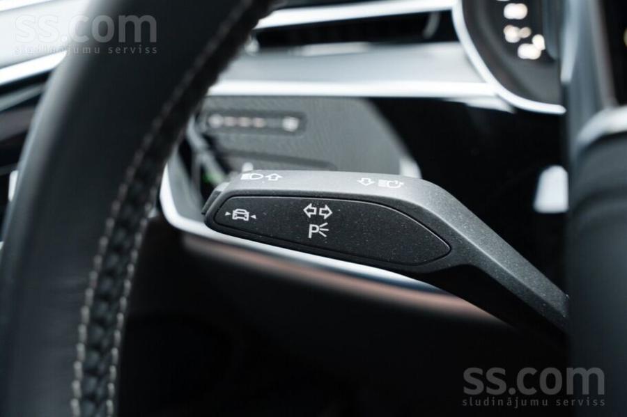 Melns Audi S8 2020 Rīga, ar dzinēja tilpumu 4.00 L un nobraukumu 68 tūkst. km par 79900 €, foto 16 vietnē AUTOMOTO.COM.LV
