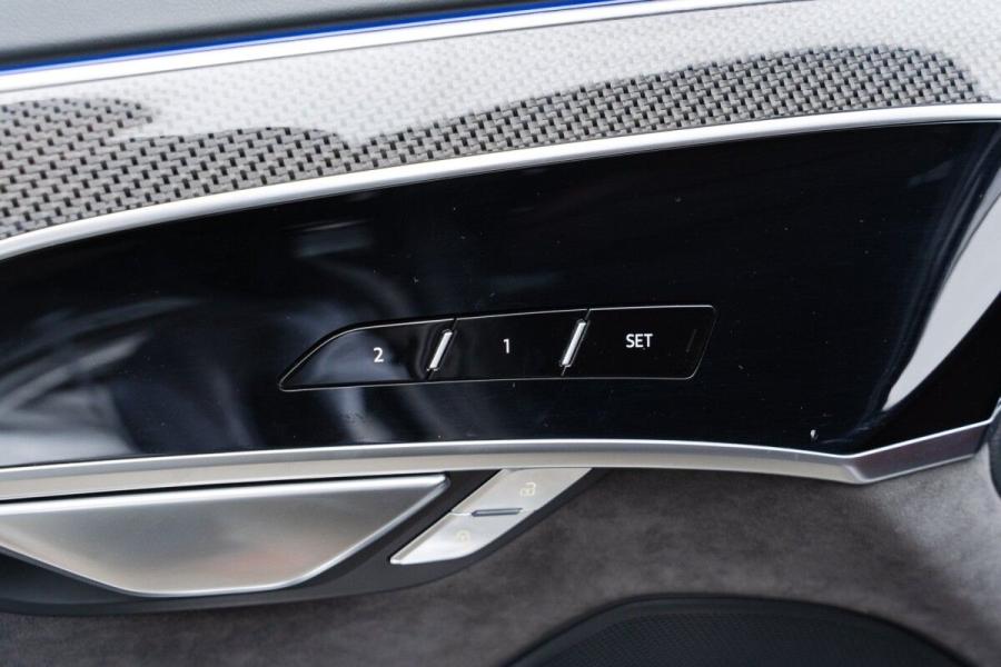 Melns Audi S8 2020 Mārupe, ar dzinēja tilpumu 4.00 L un nobraukumu 68 tūkst. km par 79900 €, foto 10 vietnē AUTOMOTO.COM.LV