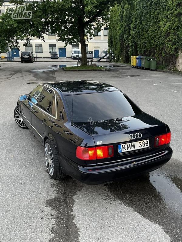 Zils Audi S8 1998 Kauņa, ar dzinēja tilpumu 4.20 L un nobraukumu 252 tūkst. km par 9500 €, foto 1 vietnē AUTOMOTO.COM.LV