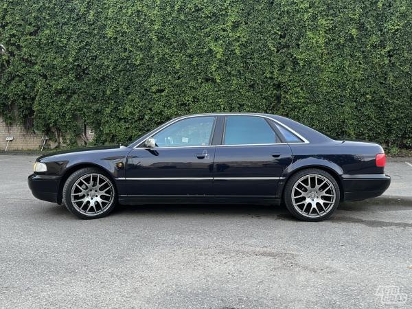 Zils Audi S8 1998 Kauņa, ar dzinēja tilpumu 4.20 L un nobraukumu 252 tūkst. km par 9500 €, foto 5 vietnē AUTOMOTO.COM.LV