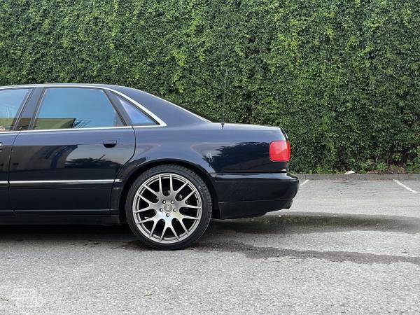 Zils Audi S8 1998 Kauņa, ar dzinēja tilpumu 4.20 L un nobraukumu 252 tūkst. km par 9500 €, foto 8 vietnē AUTOMOTO.COM.LV