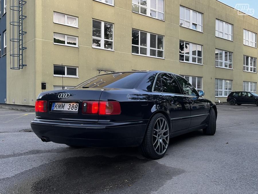 Zils Audi S8 1998 Kauņa, ar dzinēja tilpumu 4.20 L un nobraukumu 252 tūkst. km par 9500 €, foto 3 vietnē AUTOMOTO.COM.LV