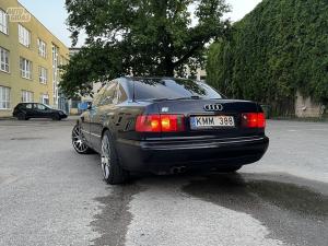 Zils Audi S8 1998 Kauņa, ar dzinēja tilpumu 4.20 L un nobraukumu 252 tūkst. km par 9500 €, foto 5 vietnē AUTOMOTO.COM.LV