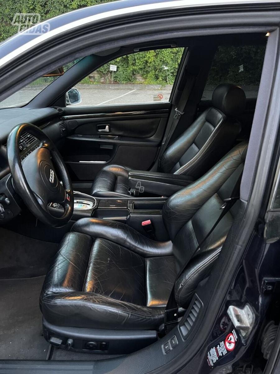 Zils Audi S8 1998 Kauņa, ar dzinēja tilpumu 4.20 L un nobraukumu 252 tūkst. km par 9500 €, foto 12 vietnē AUTOMOTO.COM.LV