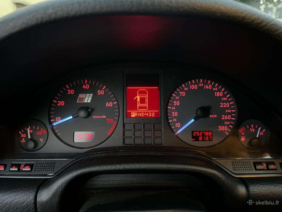 Blue Audi S8 1998 in Kaunas, with an engine capacity of 4.20 L and mileage of 255 thousand km for 7800 €, photo 15 on AUTOMOTO.COM.LV