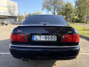 Blue Audi S8 1998 in Riga, with an engine capacity of 4.20 L and mileage of 410 thousand km for 4490 €, photo 7 on AUTOMOTO.COM.LV