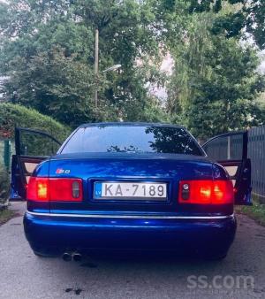 Blue Audi S8 1999 in Riga, with an engine capacity of 4.00 L and mileage of 312 thousand km for 6000 €, photo 5 on AUTOMOTO.COM.LV