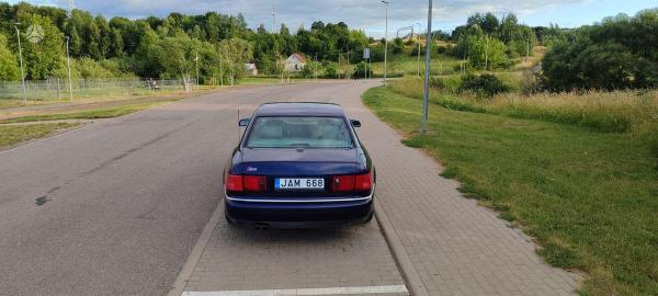 Zils Audi S8 2000 Viļņa, ar dzinēja tilpumu 4.17 L un nobraukumu 315 tūkst. km par 5200 €, foto 7 vietnē AUTOMOTO.COM.LV