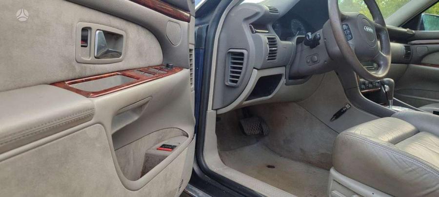 Blue Audi S8 2000 in Vilnius, with an engine capacity of 4.17 L and mileage of 315 thousand km for 5200 €, photo 18 on AUTOMOTO.COM.LV