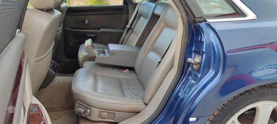 Blue Audi S8 2000 in Vilnius, with an engine capacity of 4.17 L and mileage of 315 thousand km for 5200 €, photo 19 on AUTOMOTO.COM.LV