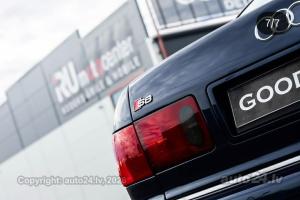 Blue Audi S8 2000 in Tallinn, with an engine capacity of 4.20 L and mileage of 267 thousand km for 16000 €, photo 4 on AUTOMOTO.COM.LV