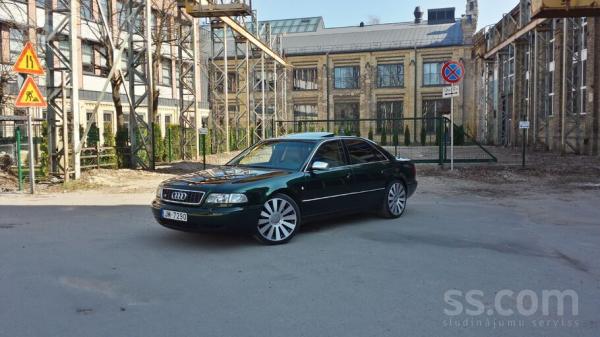 Zaļš Audi S8 1998 Rīga, ar dzinēja tilpumu 4.20 L un nobraukumu 112 tūkst. km par 10000 €, foto 1 vietnē AUTOMOTO.COM.LV