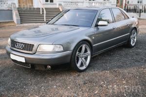 Pelēks Audi S8 2001 Balvi, ar dzinēja tilpumu 4.20 L un nobraukumu 270 tūkst. km par 5500 €, foto  vietnē AUTOMOTO.COM.LV
