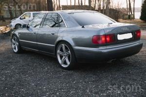 Pelēks Audi S8 2001 Balvi, ar dzinēja tilpumu 4.20 L un nobraukumu 270 tūkst. km par 5500 €, foto 5 vietnē AUTOMOTO.COM.LV