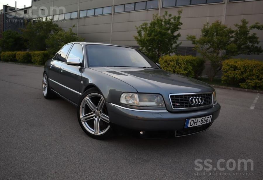 Grey Audi S8 2001 in Riga, with an engine capacity of 4.20 L and mileage of 270 thousand km for 7990 €, photo 1 on AUTOMOTO.COM.LV