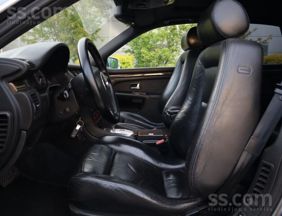Grey Audi S8 2001 in Riga, with an engine capacity of 4.20 L and mileage of 270 thousand km for 7990 €, photo 11 on AUTOMOTO.COM.LV