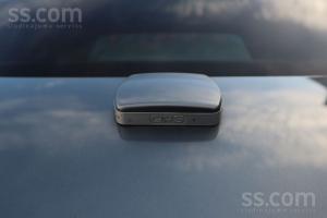 Grey Audi S8 2001 in Riga, with an engine capacity of 4.20 L and mileage of 270 thousand km for 7990 €, photo 25 on AUTOMOTO.COM.LV